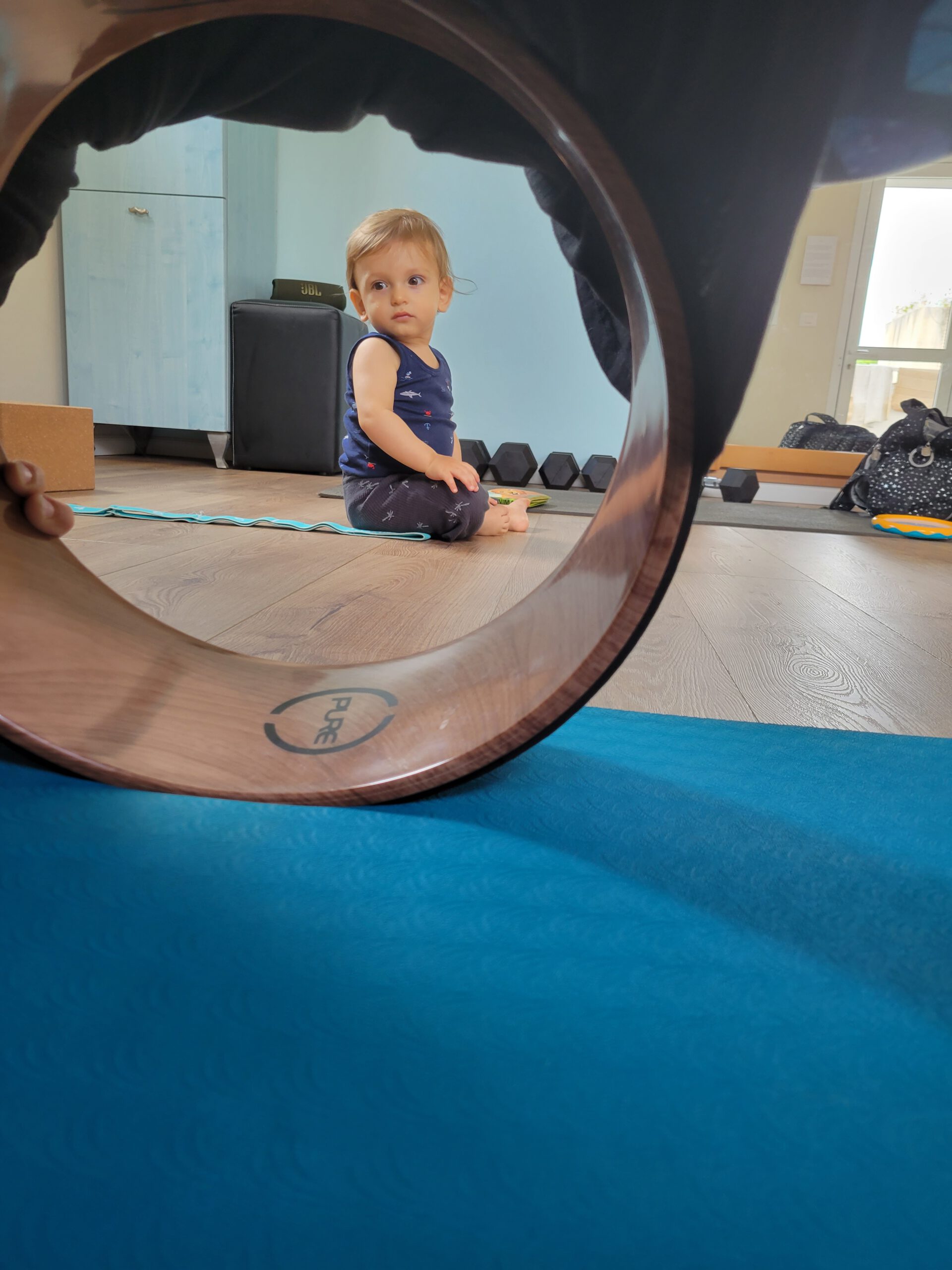 yoga wheel - הסטודיו של גדי שפילר - מדריך יוגה